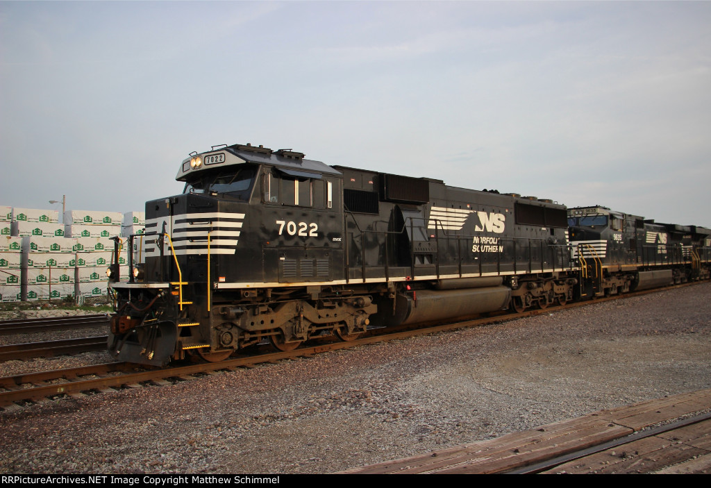 NS 7022